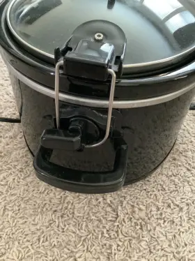 CROCK-POT SCCPVL500-B Locking Lid