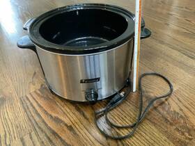 EVERSTAR E81296 Crockpot Slow Cooker Simple Setting Food